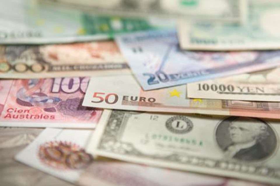 Foreign currency exchange: traveller’s cheques or cash?